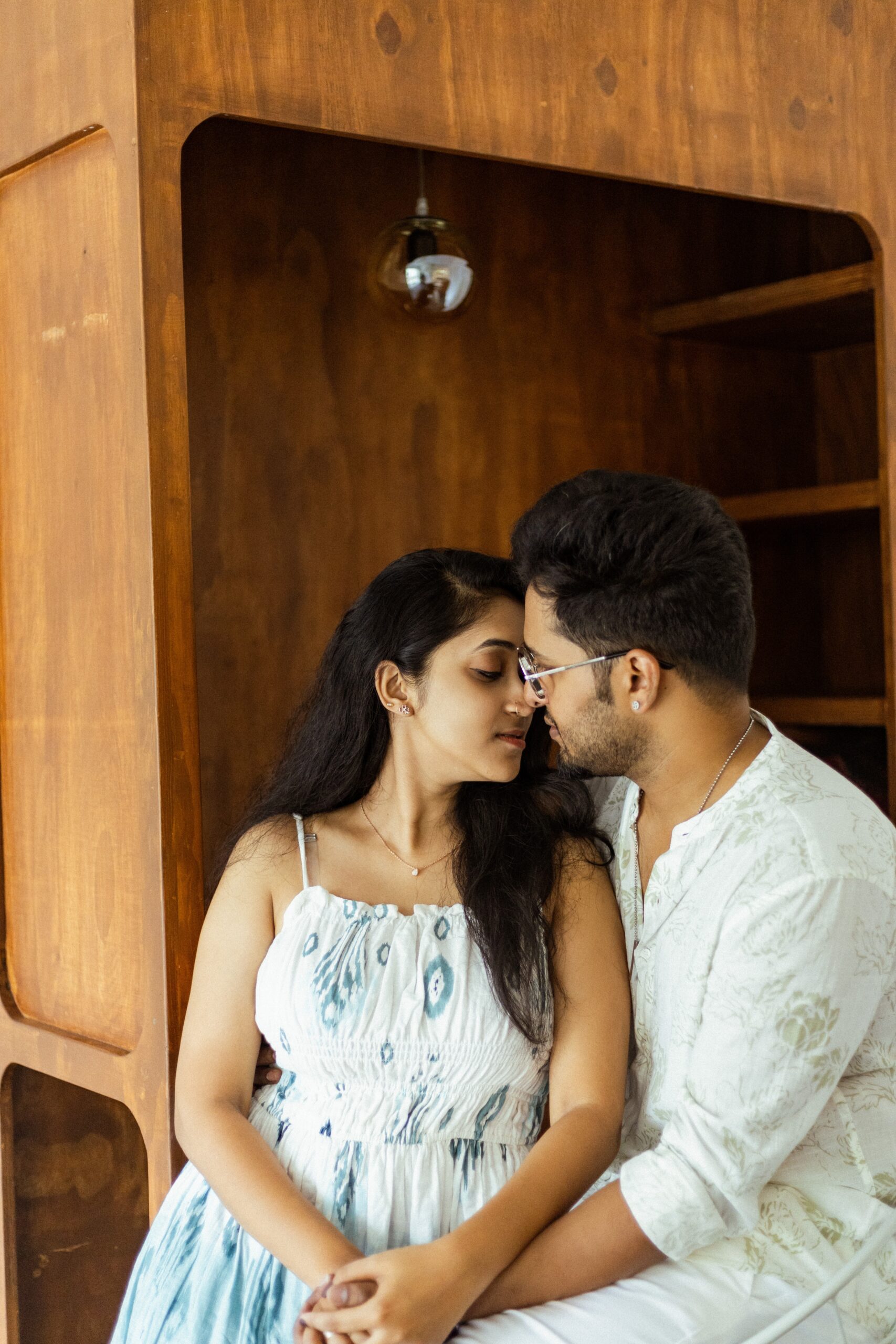 Top 5 South Indian Pre Wedding Shoot Ideas 2024 | DSTUDIOS
